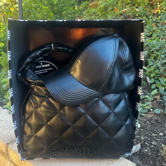 Steve Madden | Bags | Steve Madden Quilted Hobo Bag Purse Holiday ...